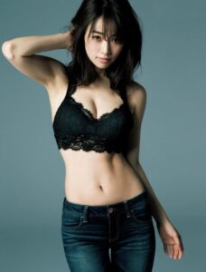 【画像133枚】泉里香の胸が美しすぎる！最高レベルです | 芸能人の画像まとめサイト『aigazo(アイガゾ)』