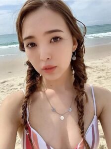 【画像120枚】藤田ニコルの胸が美しすぎる！最高レベルです | 芸能人の画像まとめサイト『aigazo(アイガゾ)』