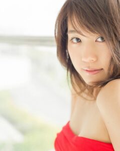 【画像129枚】有村架純の胸が美しすぎる！最高レベルです | 芸能人の画像まとめサイト『aigazo(アイガゾ)』