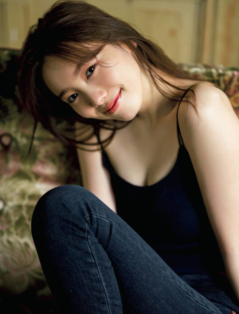 【画像86枚】飯豊まりえの胸が美しすぎる！最高レベルです | 芸能人の画像まとめサイト『aigazo(アイガゾ)』