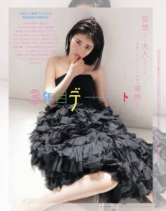 【画像59枚】浜辺美波の胸が美しすぎる！最高レベルです | 芸能人の画像まとめサイト『aigazo(アイガゾ)』