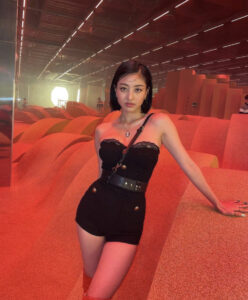 【画像98枚】ジヒョの胸が美しすぎる！最高レベルです | 芸能人の画像まとめサイト『aigazo(アイガゾ)』