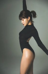 【画像180枚】岸明日香の胸が美しすぎる！最高レベルです | 芸能人の画像まとめサイト『aigazo(アイガゾ)』