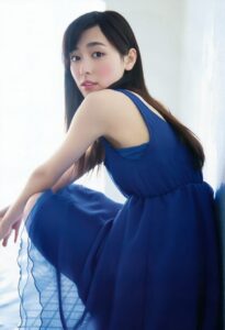 【画像32枚】福原遥の胸が美しすぎる！最高レベルです | 芸能人の画像まとめサイト『aigazo(アイガゾ)』