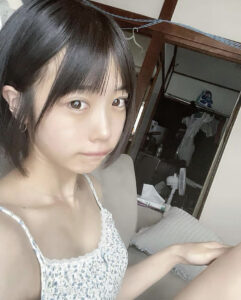 【画像42枚】あのちゃんの胸が美しすぎる！最高レベルです | 芸能人の画像まとめサイト『aigazo(アイガゾ)』