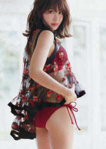 【画像254枚】小嶋陽菜の胸が美しすぎる！最高レベルです | 芸能人の画像まとめサイト『aigazo(アイガゾ)』