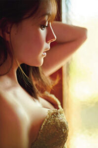 【画像75枚】トリンドル玲奈の胸が美しすぎる！最高レベルです | 芸能人の画像まとめサイト『aigazo(アイガゾ)』