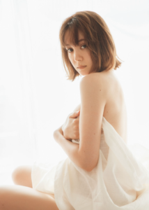 【画像75枚】トリンドル玲奈の胸が美しすぎる！最高レベルです | 芸能人の画像まとめサイト『aigazo(アイガゾ)』