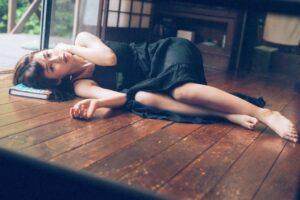 【画像43枚】白石聖の胸が美しすぎる！最高レベルです | 芸能人の画像まとめサイト『aigazo(アイガゾ)』