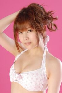 【画像70枚】重盛さと美の胸が美しすぎる！最高レベルです | 芸能人の画像まとめサイト『aigazo(アイガゾ)』