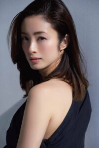 【画像57枚】上戸彩の胸が美しすぎる！最高レベルです | 芸能人の画像まとめサイト『aigazo(アイガゾ)』