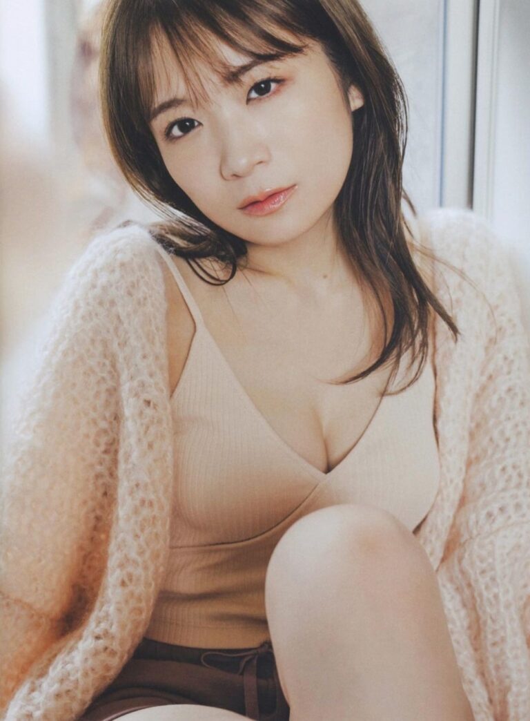 【画像51枚】秋元真夏の胸が美しすぎる！最高レベルです | 芸能人の画像まとめサイト『aigazo(アイガゾ)』